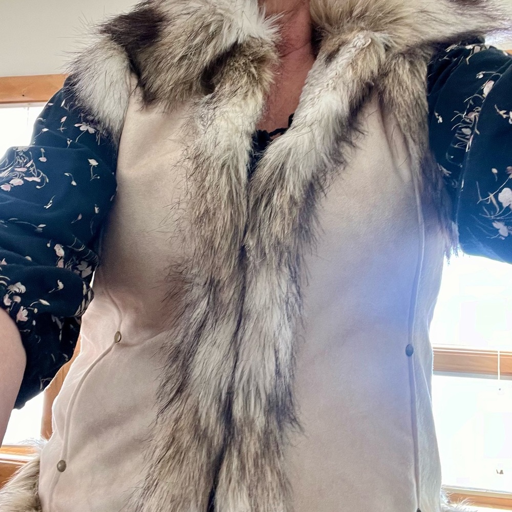 Tasha Polizzi Collection Faux Fur Vest Large - Gem